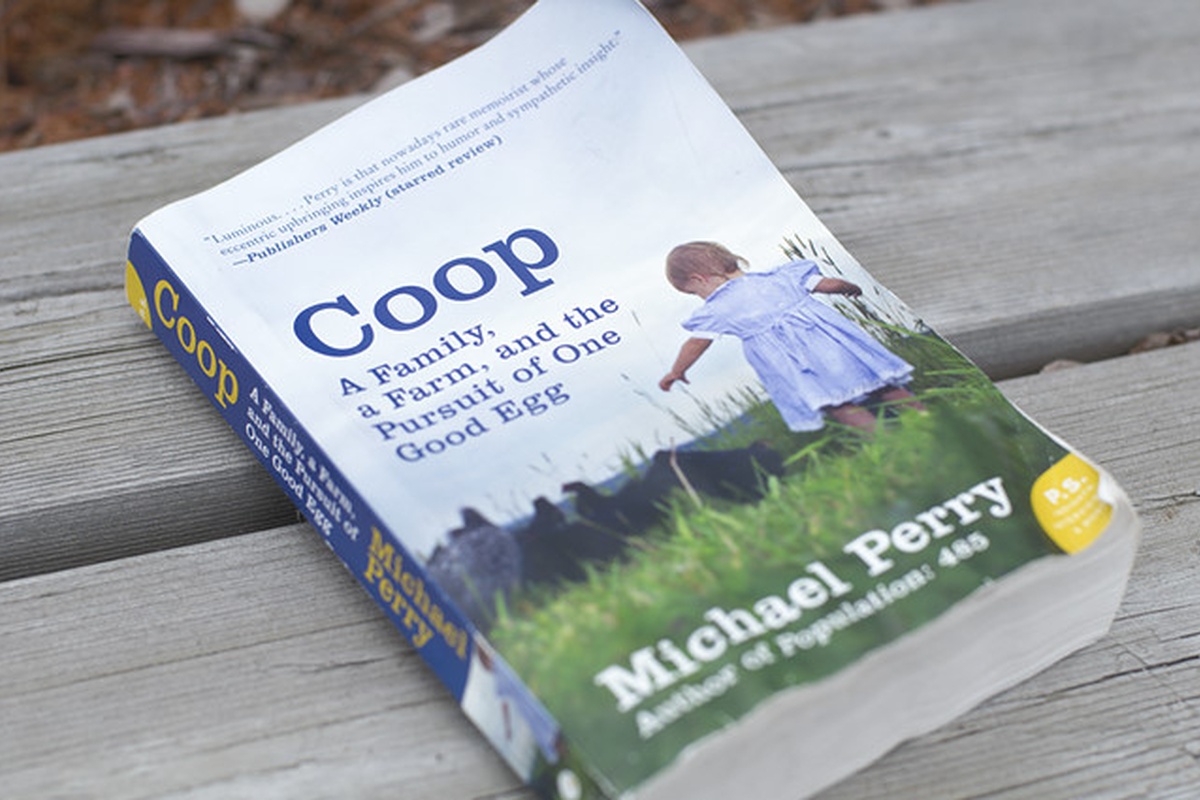 A Book Review of Coop by Michael Perry | Renee Tougas